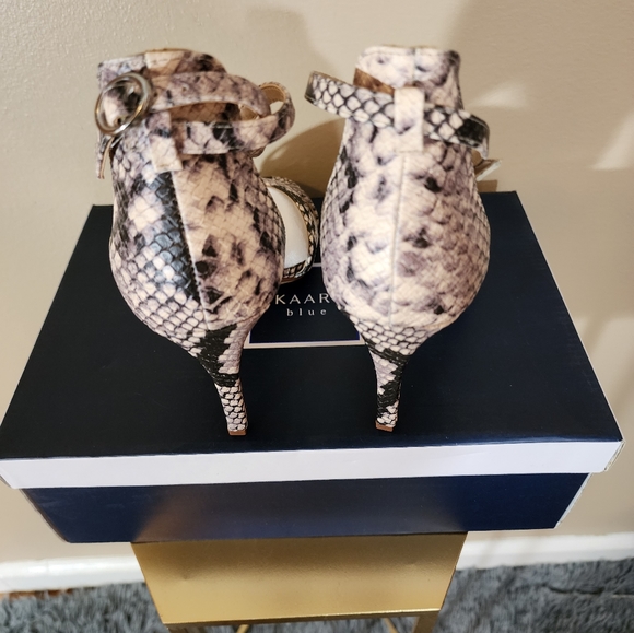 Kaari Blue | Shoes | Katrina Blue Heel Size 8 Lavender Snake Marina ...
